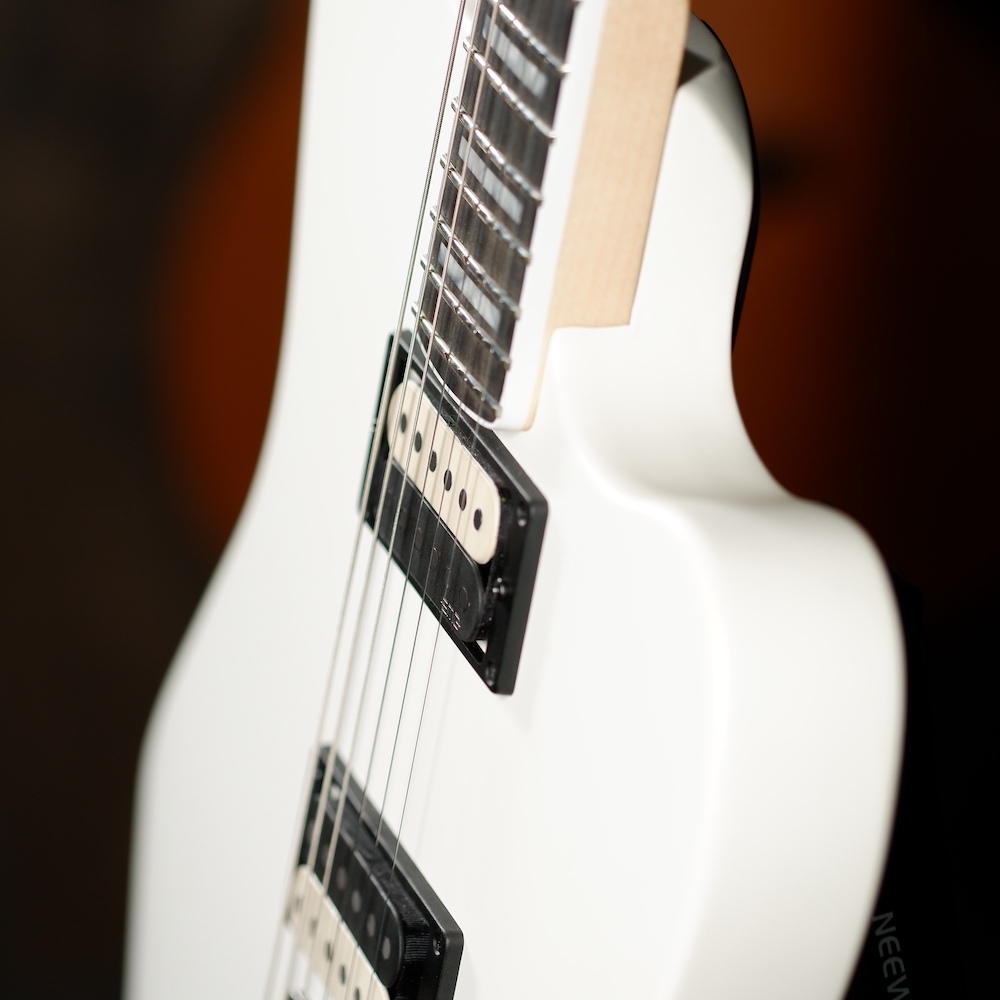 Fender Jim Root Signature Jazzmaster 2020 – Leo & Ted’s Electric Guitars