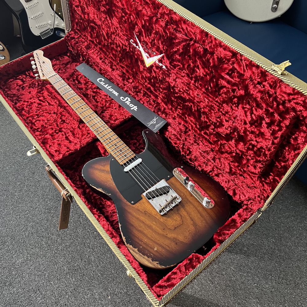 Fender Custom Shop Masterbuilt Ron Thorn Roasted '52 Telecaster Relic ...
